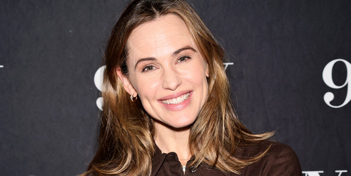 Jennifer Garner just upgraded her pretend cooking empire in a big way