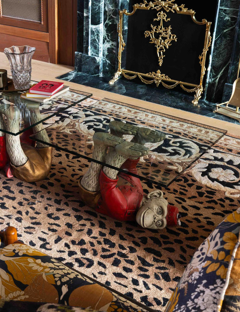 The $23M NYC parlor room that knows exactly when to follow the rules ...