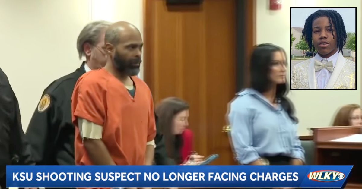 Mob of 30 people attacked college student for reporting a burglary ...