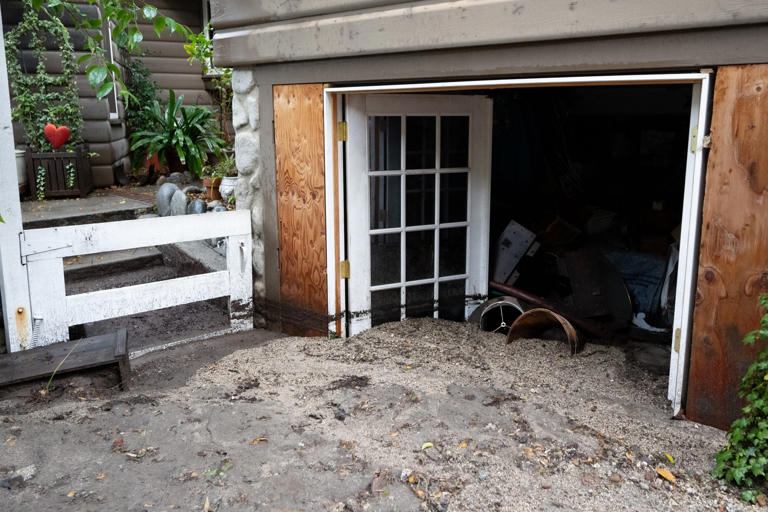 Flash flood warnings issued across Los Angeles metro as 'high risk ...