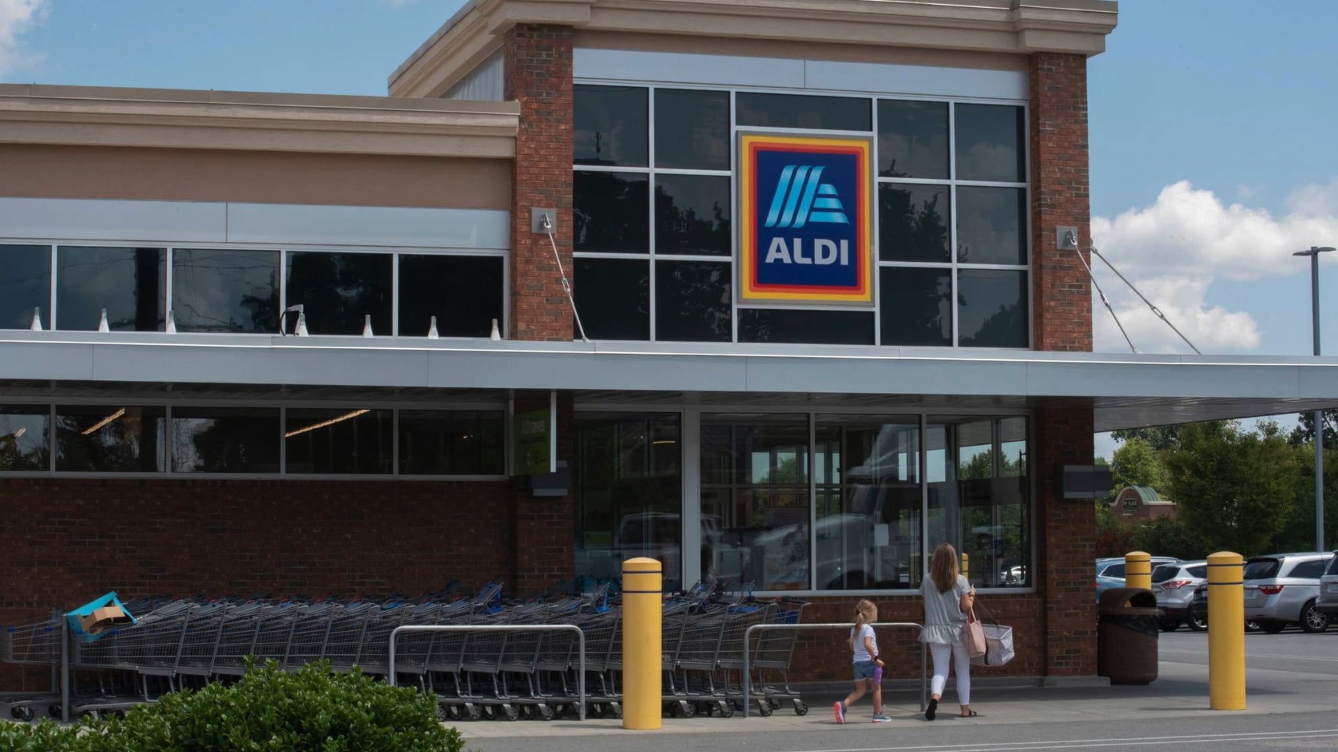Transform your grocery shopping: Essential Aldi tips that cut costs fast