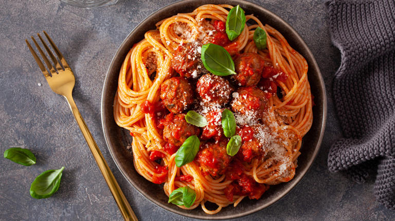 The bold pasta sauce Nancy Sinatra made that Frank loved
