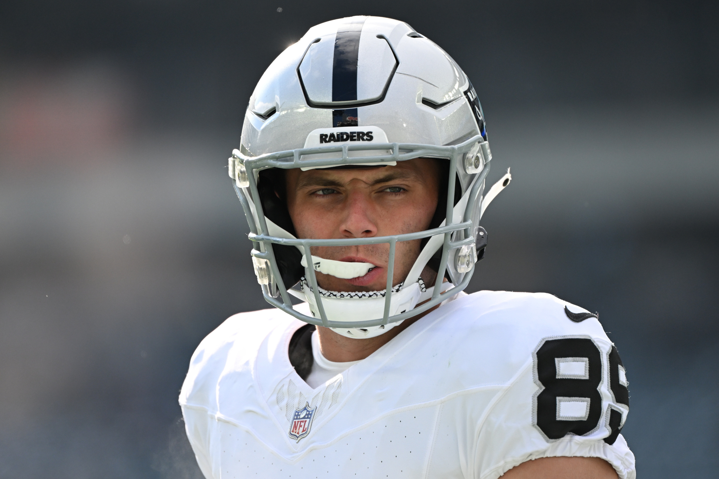 Raiders place Brock Bowers, Jeremy Chinn on IR