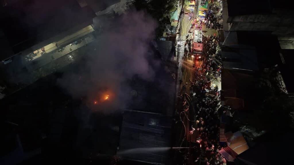 Cebu City fire injures 2, displaces families in Inayawan on Christmas Eve