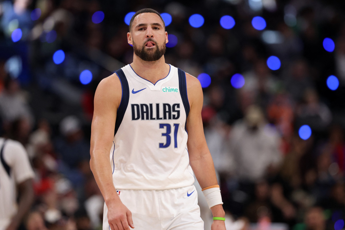 Mavericks announce Klay Thompson update before Nuggets game