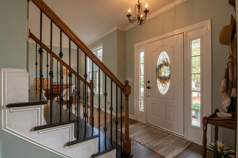 What interior designers notice first when they walk into a home