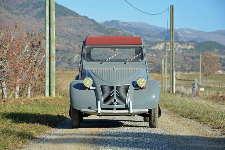 This Frankenstein Citroën 2CV changed my mind about modified cars