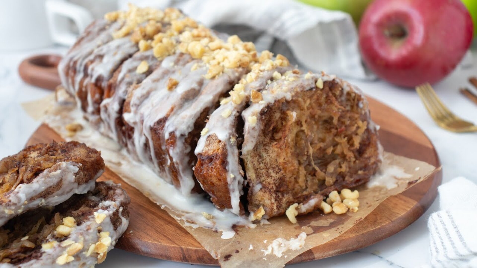 Apple pie pull-apart bread recipe
