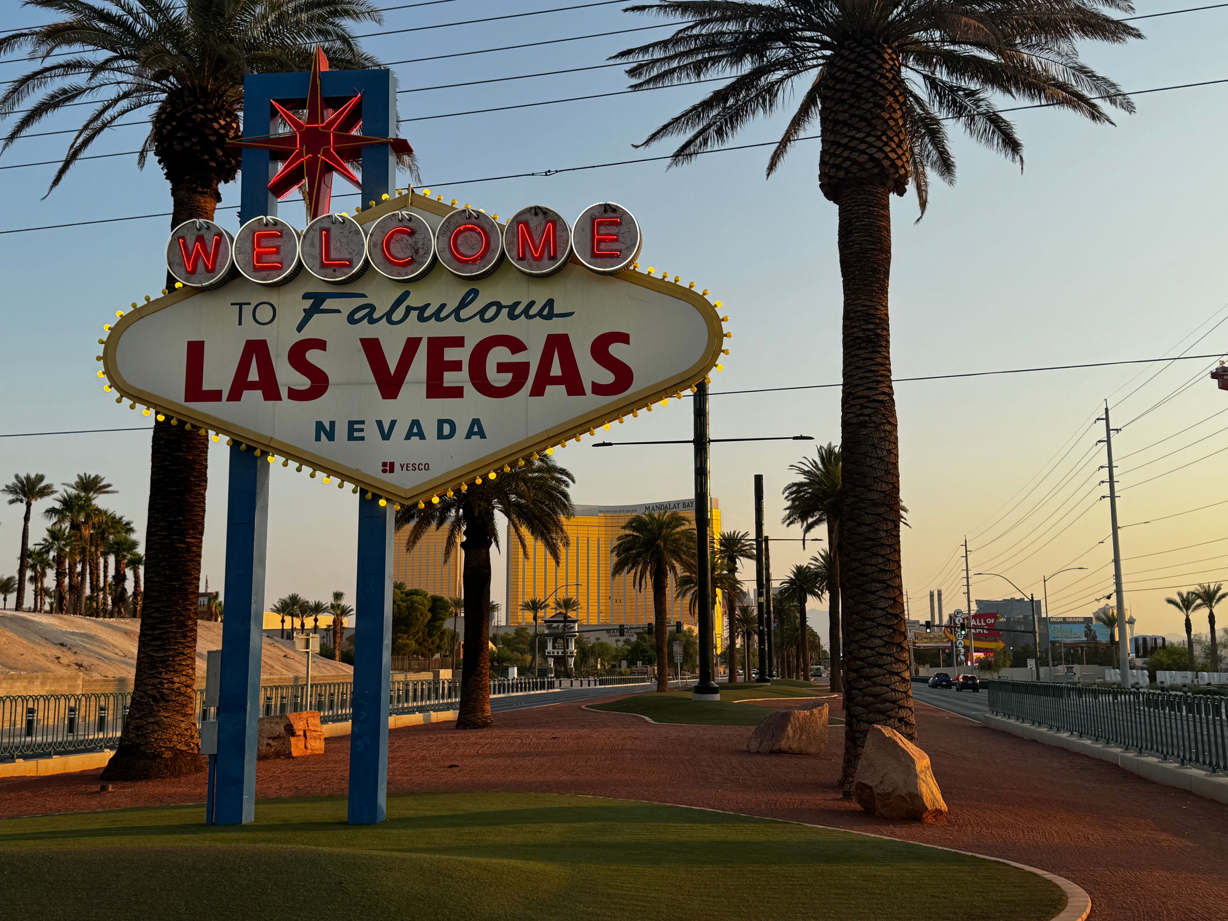 Book a spring break trip to Las Vegas with Amex points — here’s how