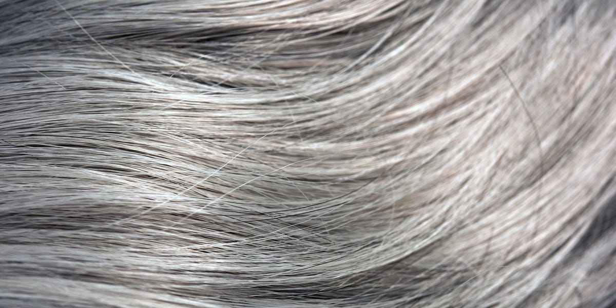 Stylists say this trick is the secret to transitioning to gray hair ...