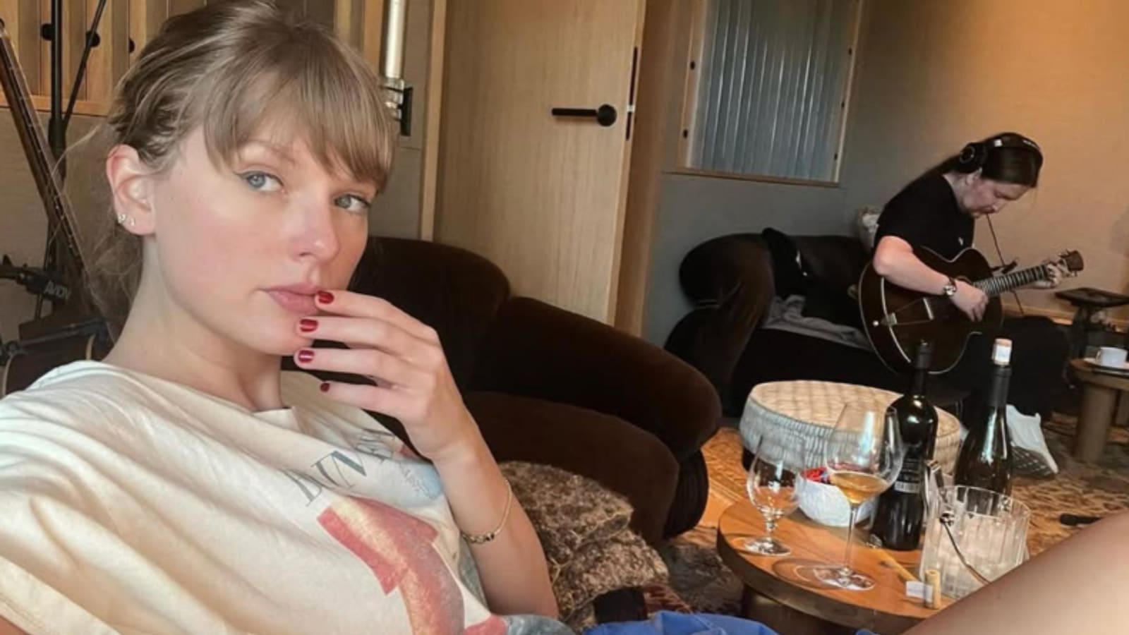 'Charitable Christmas spree': Taylor Swift donates millions to several ...