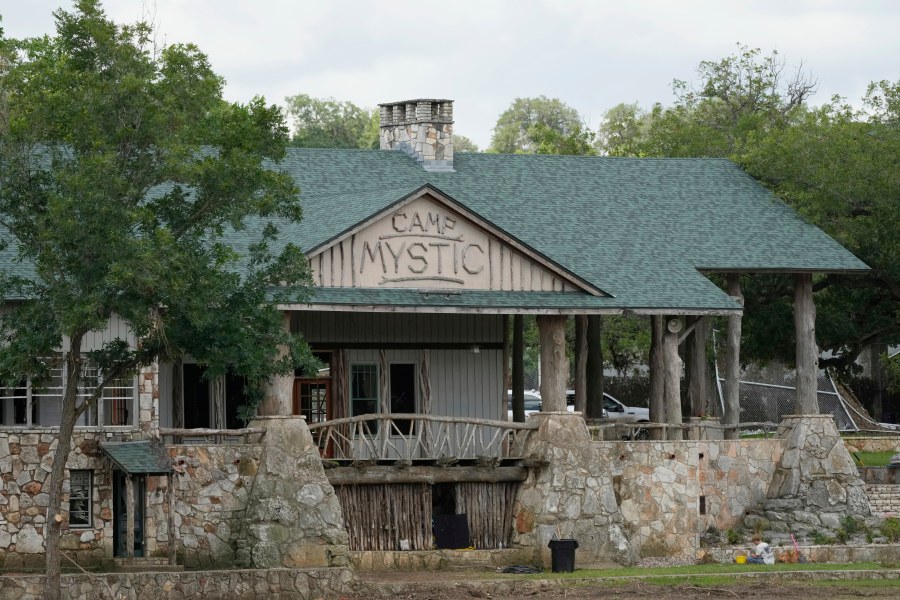 Parents are divided on whether their girls should return to flood ...