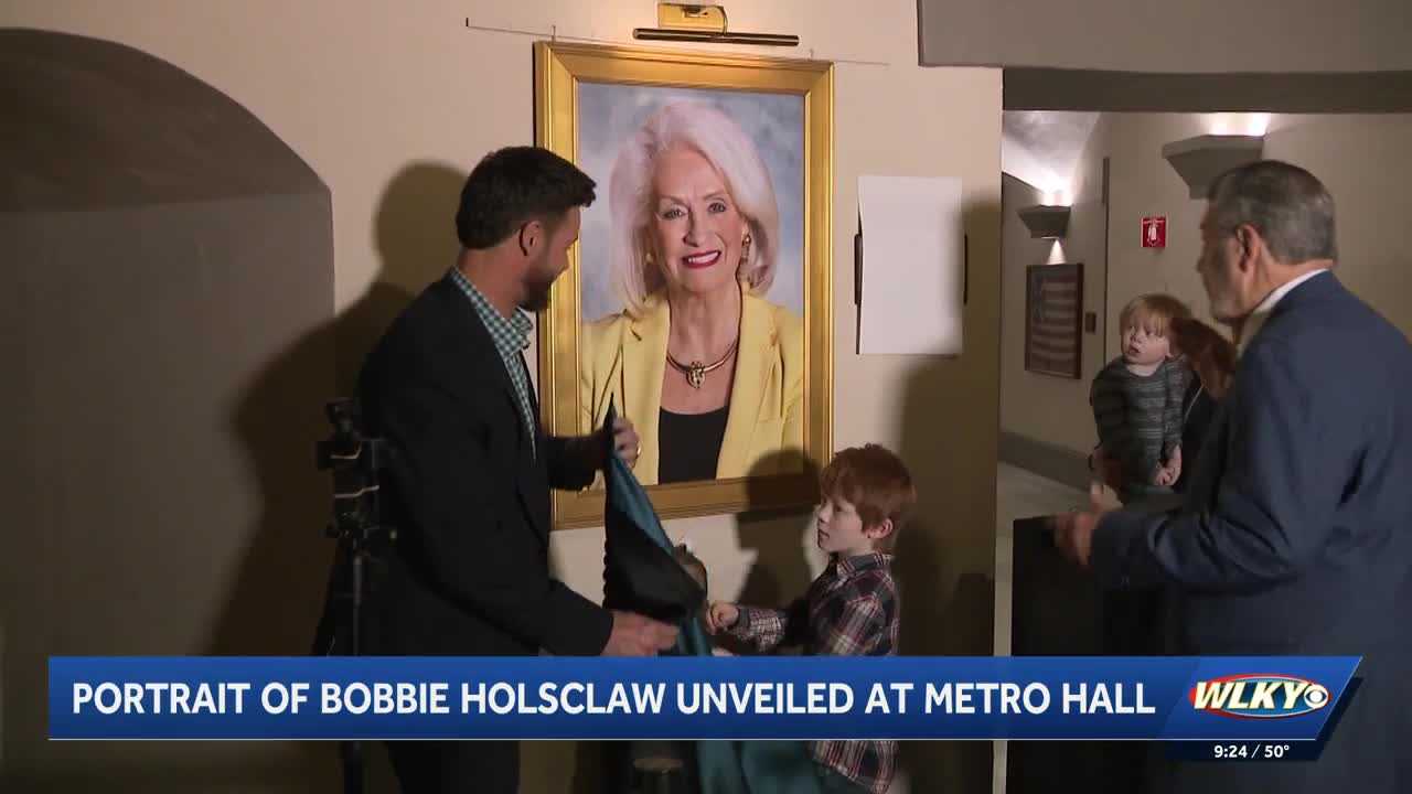 Portrait of former Jefferson County Clerk Bobbie Holsclaw unveiled at ...
