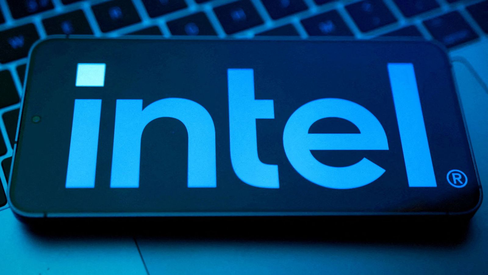 Intel cae en Wall Street tras suspender Nvidia las pruebas para ...