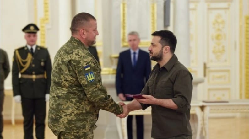 Potential election in Ukraine: Zelenskyy would reach second round but ...