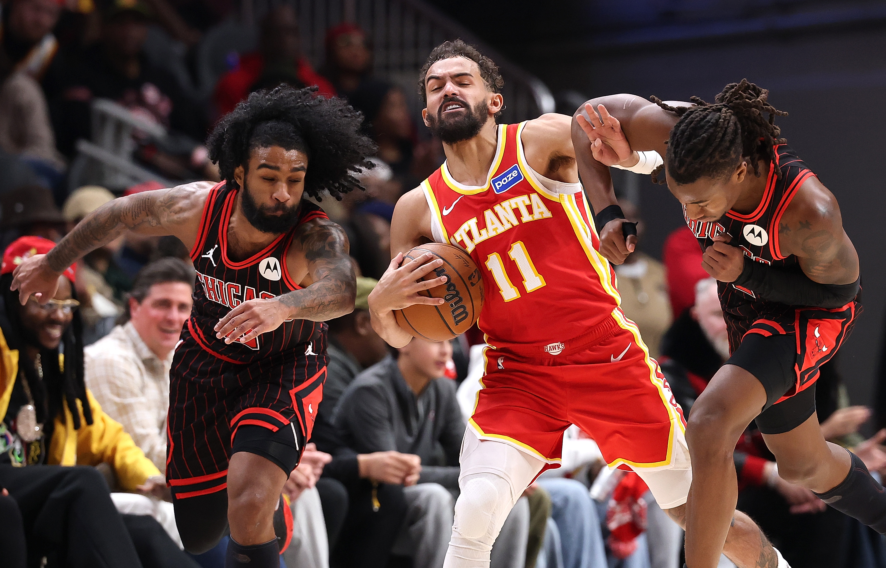 Hawks let late lead slip in loss to Bulls