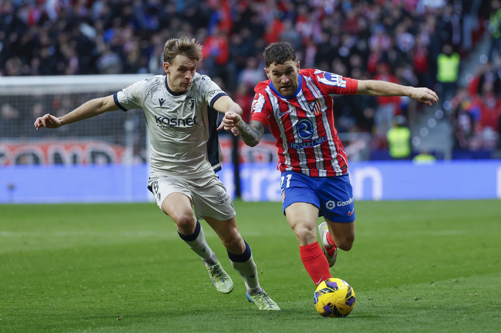 Javi Galán refuerza al Osasuna