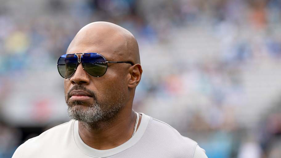 Dolphins may be preparing a not-so-jolly holiday surprise for Anthony ...