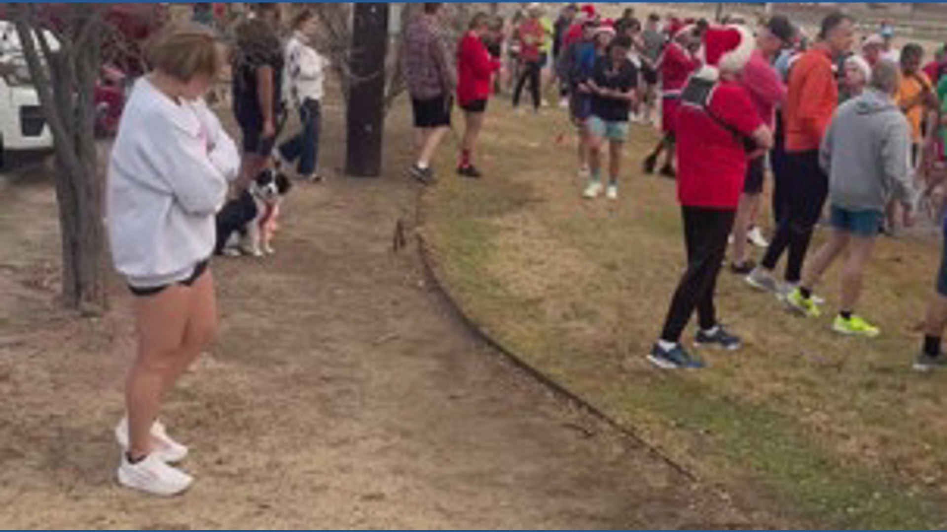 Dozens come out for a Christmas Eve Santa fun run honoring two cyclists ...