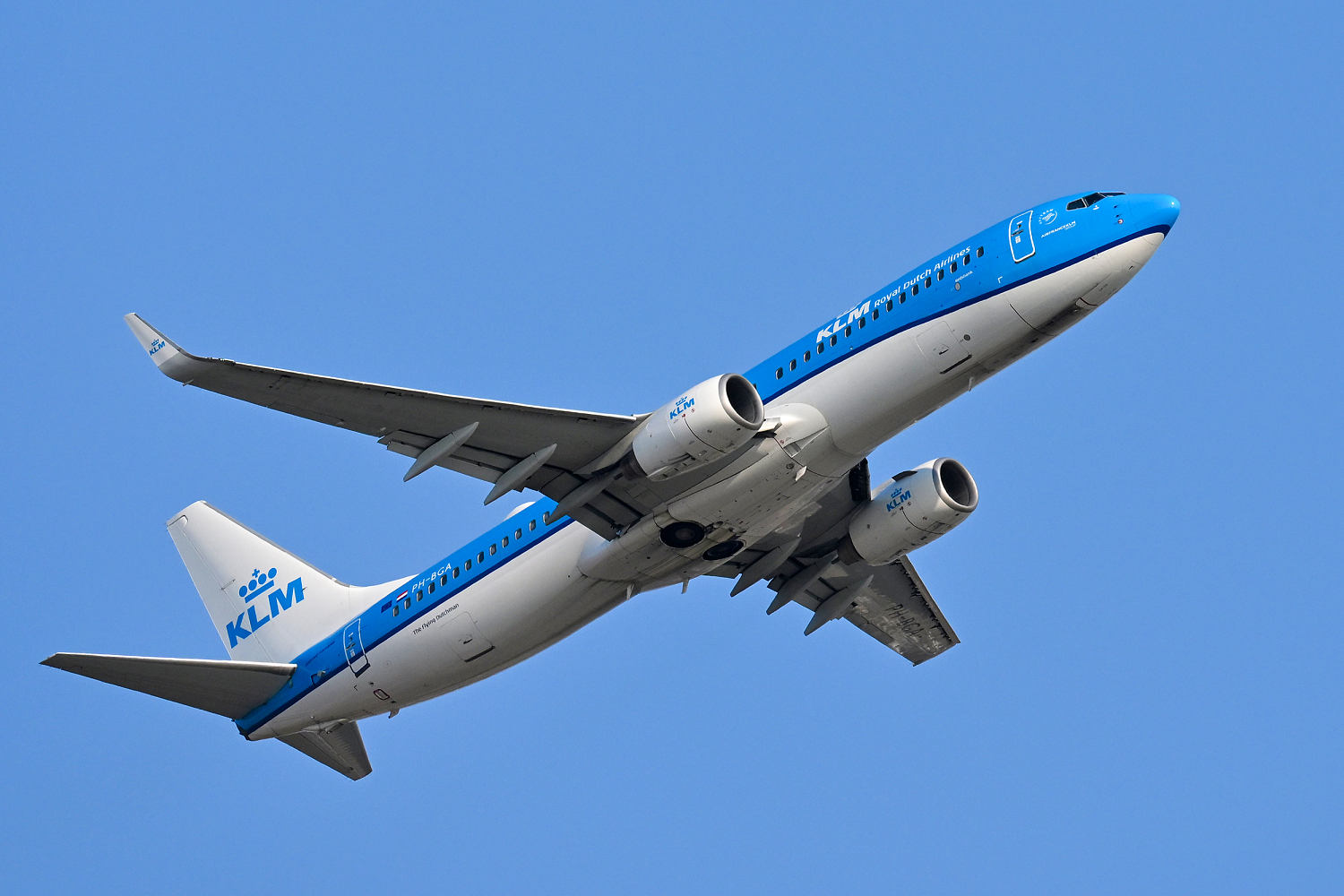 Virginia family sues Delta and KLM Airlines for alleged bed bug ...
