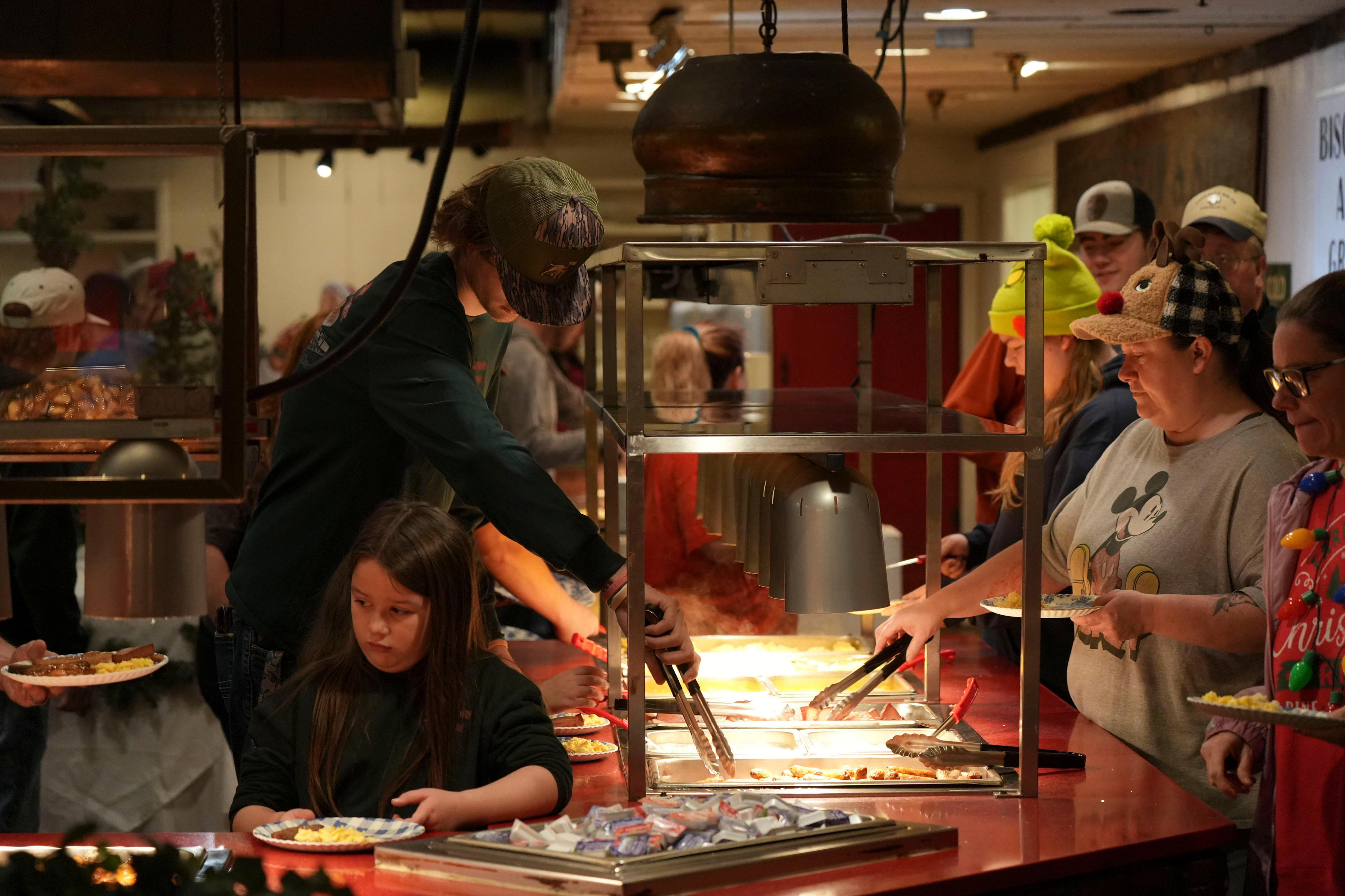 Jackson's Old Country Store hosts 41st annual Christmas Eve breakfast