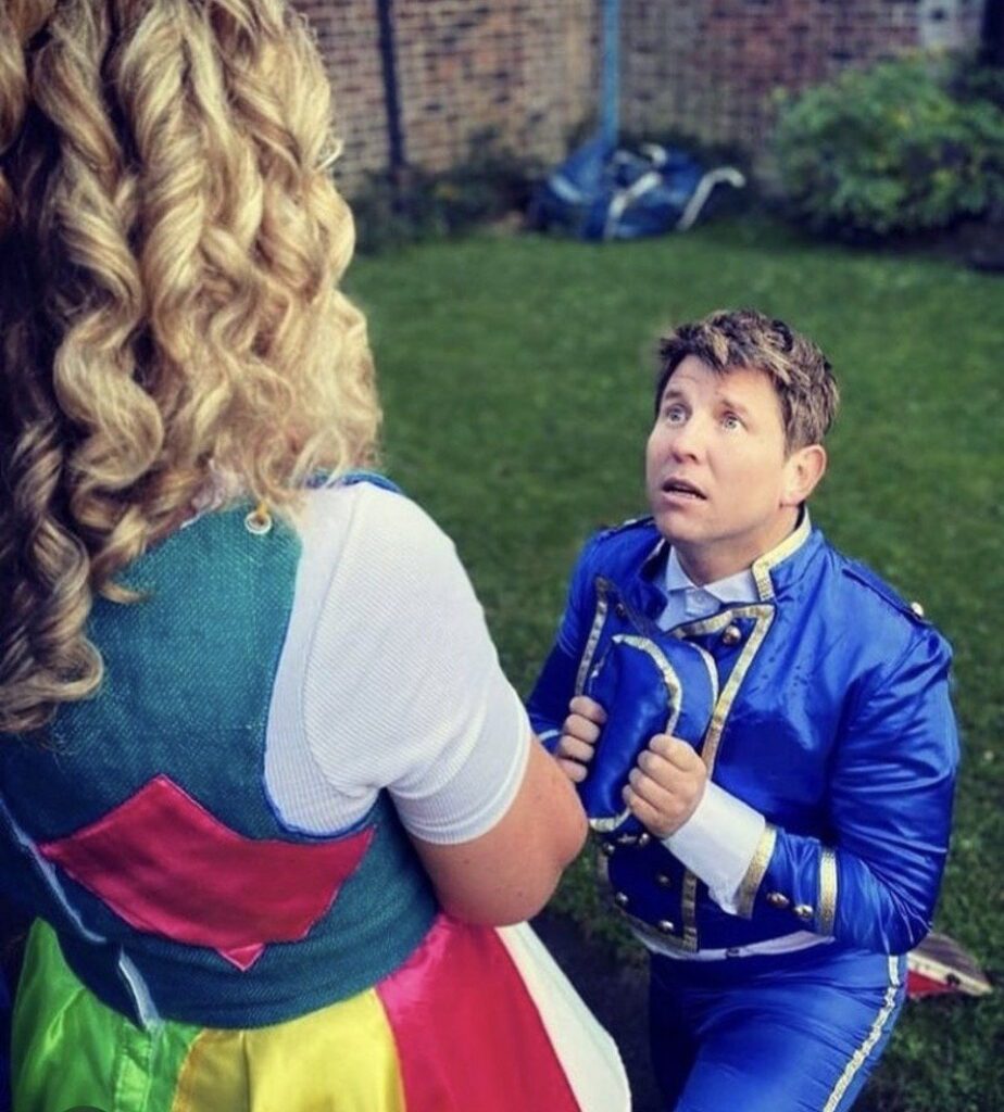 Couple met in pantomime and had kids who now appear in panto