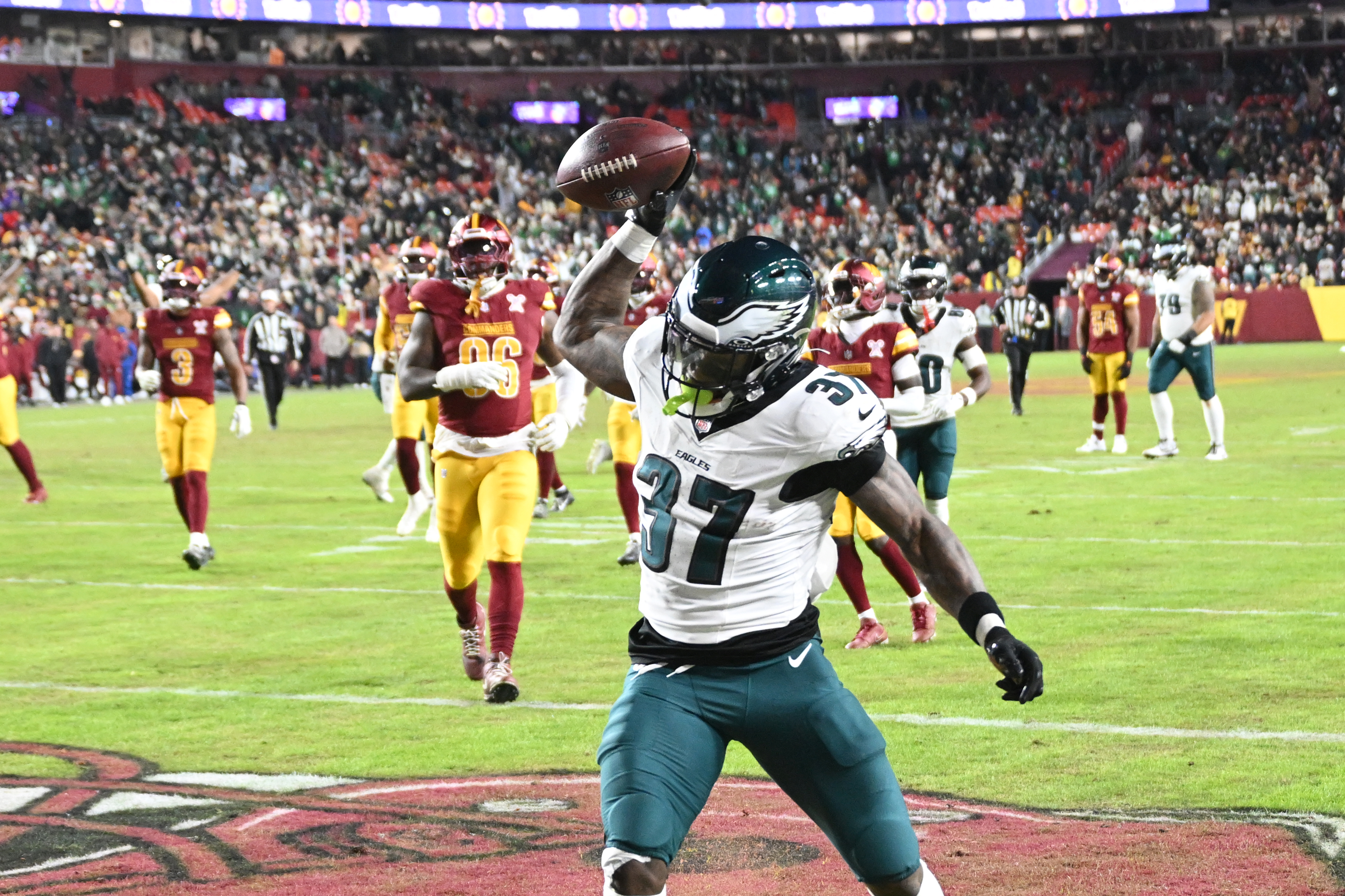 Eagles-Commanders snap counts: Good things happen when Tank Bigsby ...