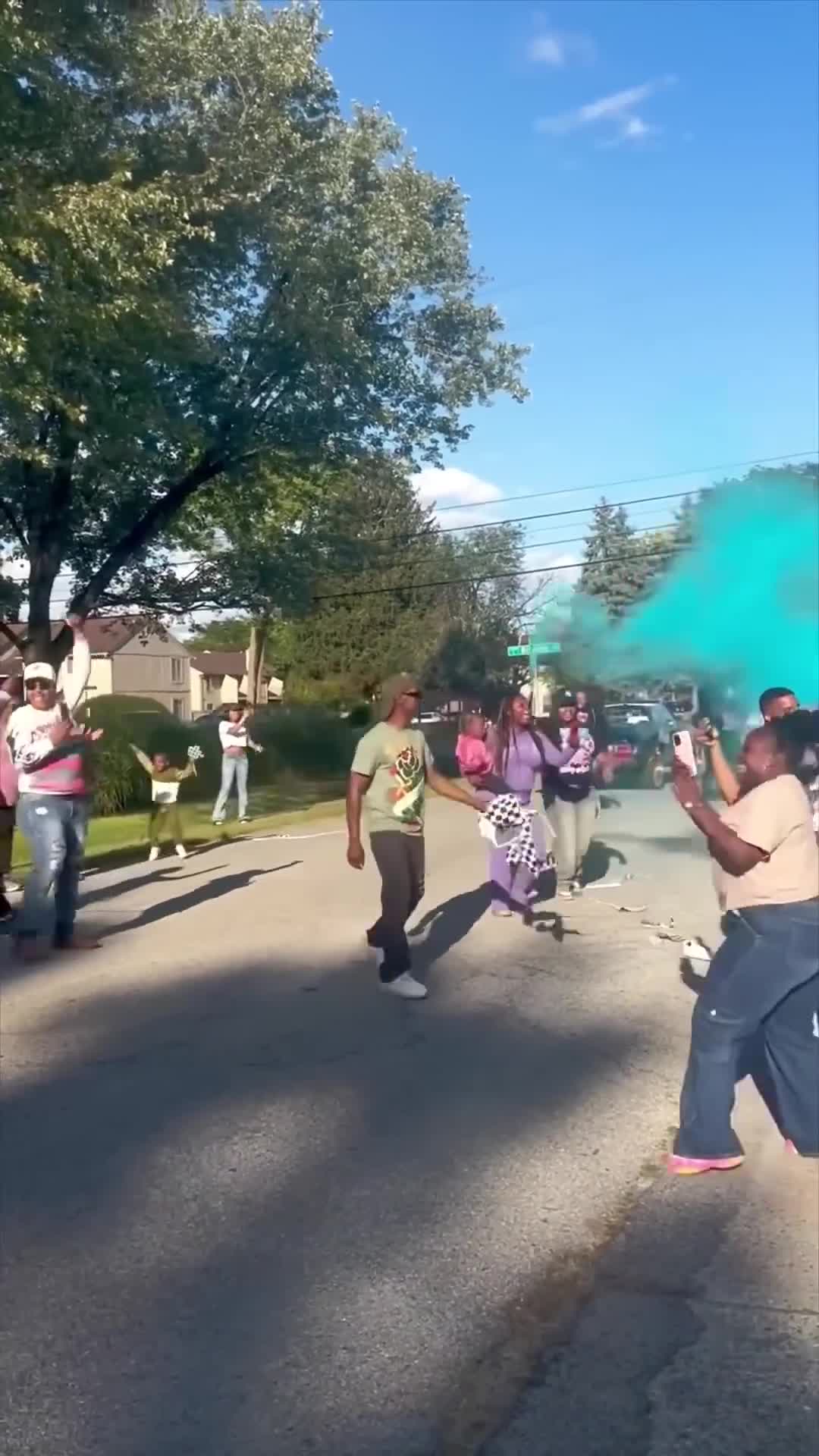 Boy VS Girl Gender Reval Cutlass On 24’s Daytons Race