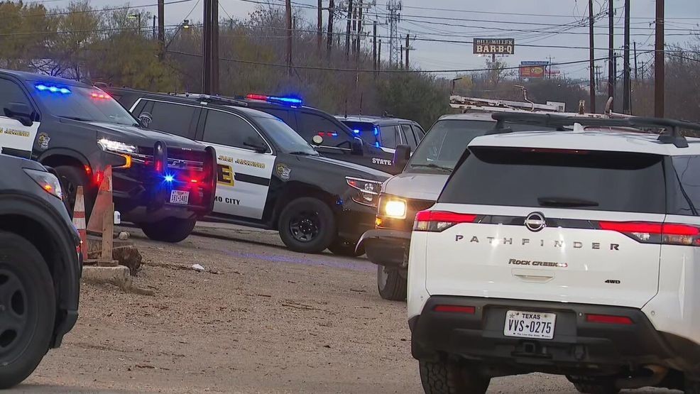 High speed DPS pursuit ends in crash on northwest side; suspect on the run