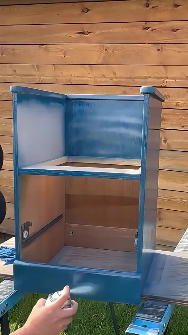 Everyone will be running to the thrift store after seeing these ...