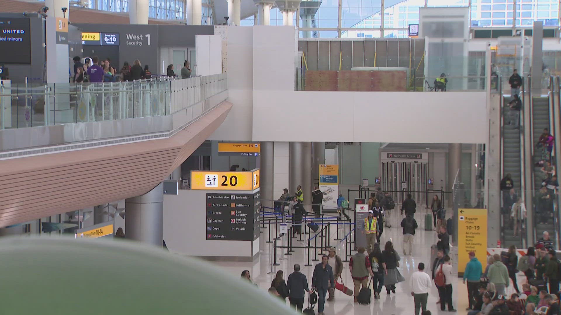 Possible measles exposure at DIA