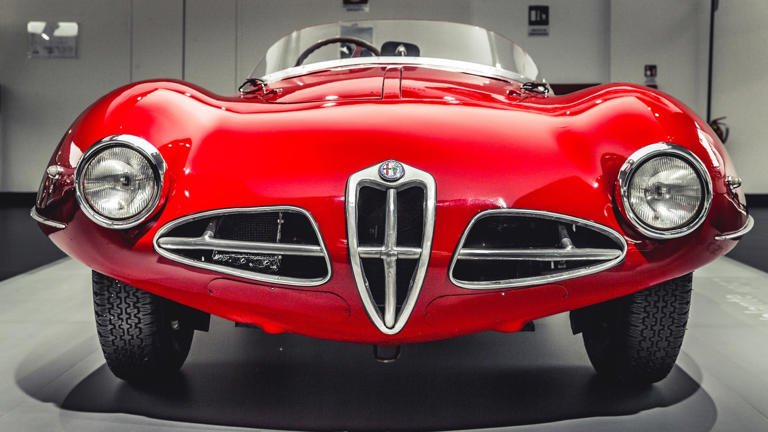Inside Alfa Romeo