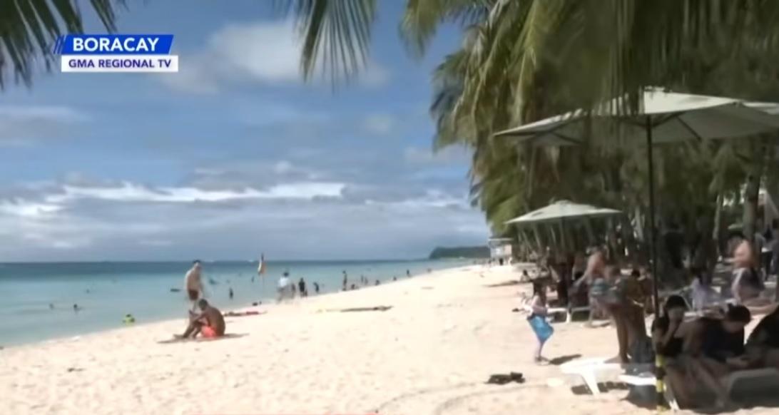 Boracay sees over 7,000 daily arrivals for Christmas holidays
