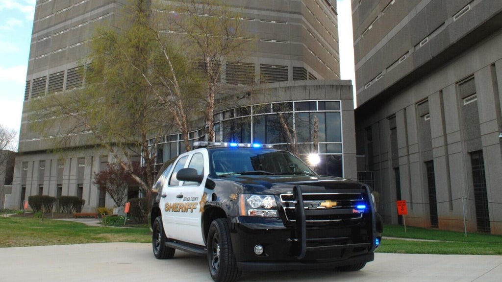 Escaped Georgia inmates threatened to kill Lyft driver while fleeing to ...