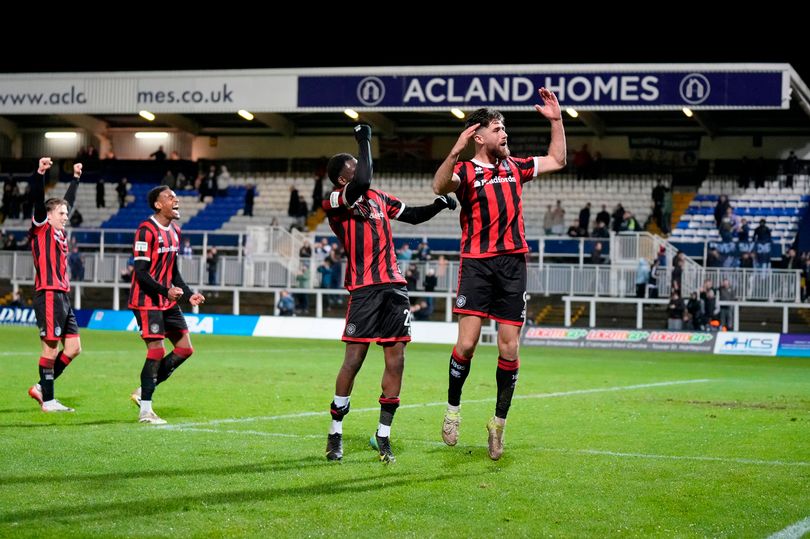 Yeovil Town face 'tricky' Truro City test on Boxing Day