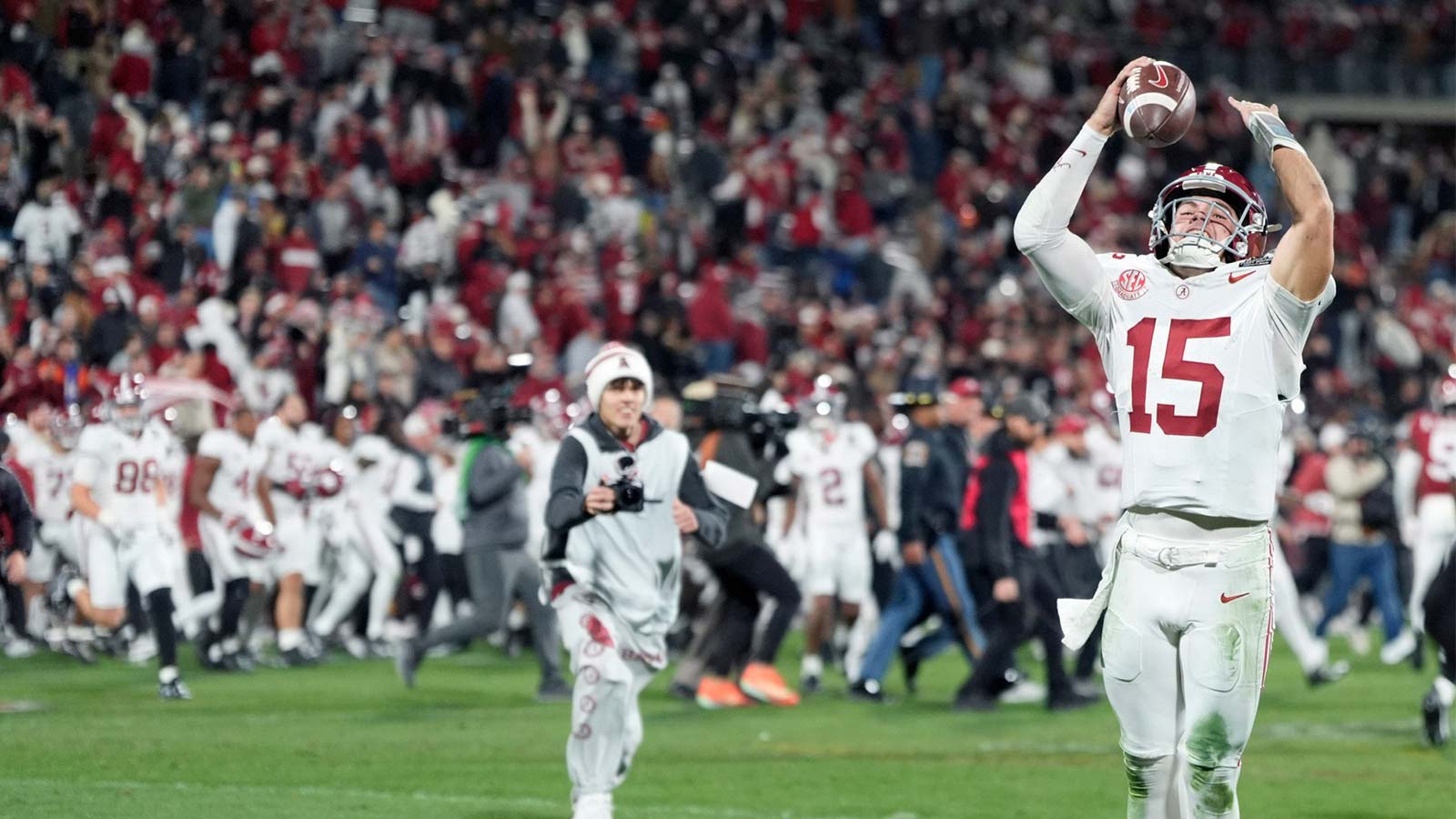 You won’t believe what Alabama football’s Ty Simpson would do to win a ...