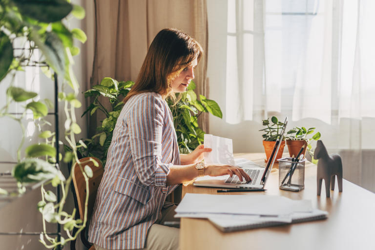 What is a money market account?