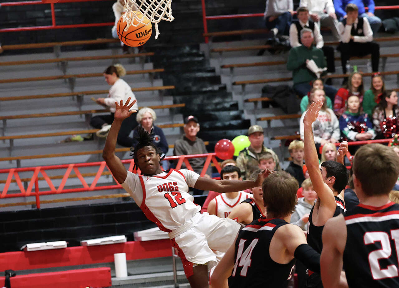 Staunton vs. Calhoun a good primer before holiday tourney time
