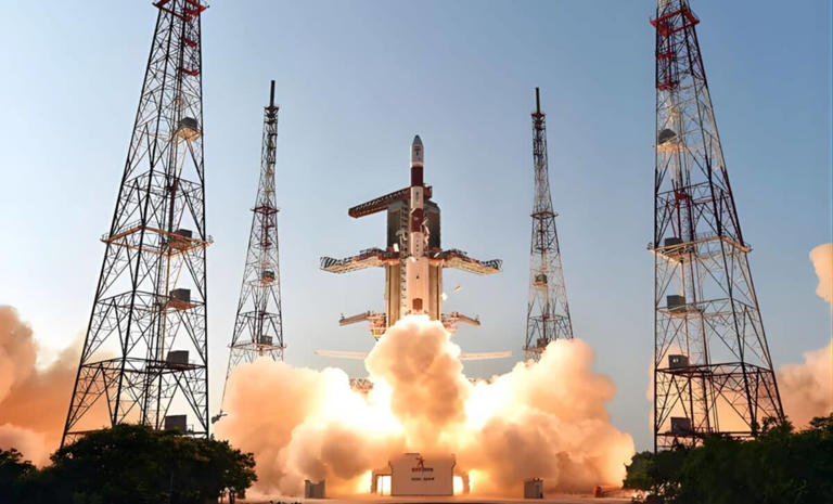 The space race just got more intense, India just launched its heaviest ...