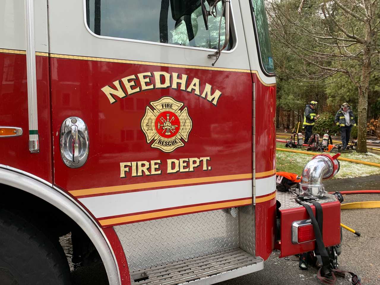 1 killed in fast-moving Christmas Eve fire at Needham home