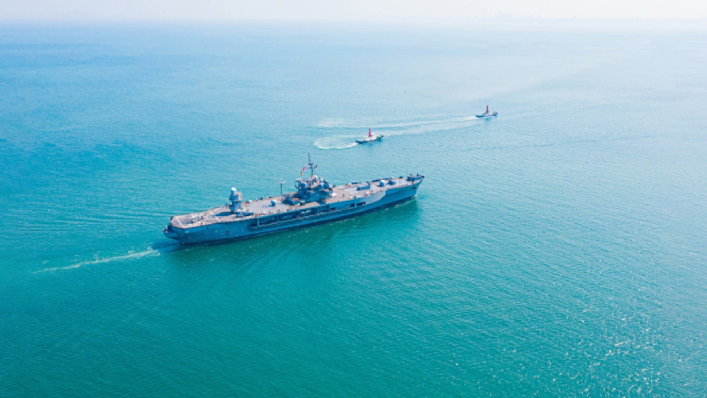 Trump unveils plans for new US Navy battleships