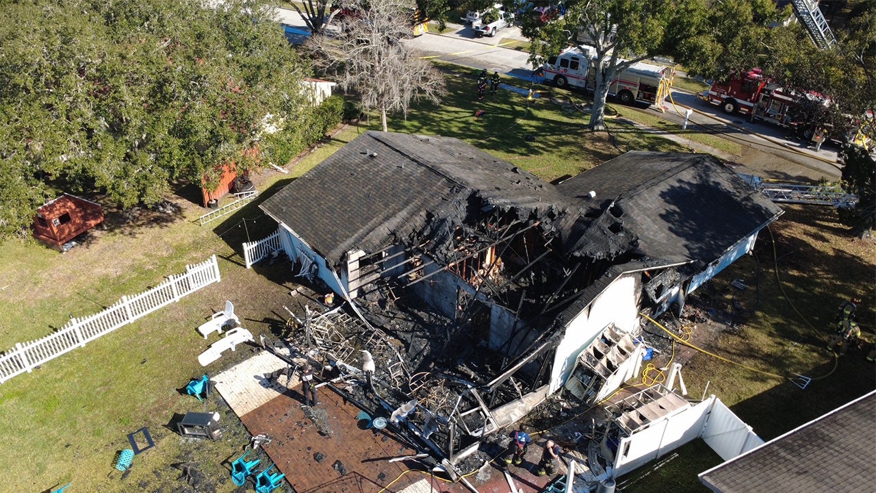 Fire rips through roof of Oldsmar home: OFR