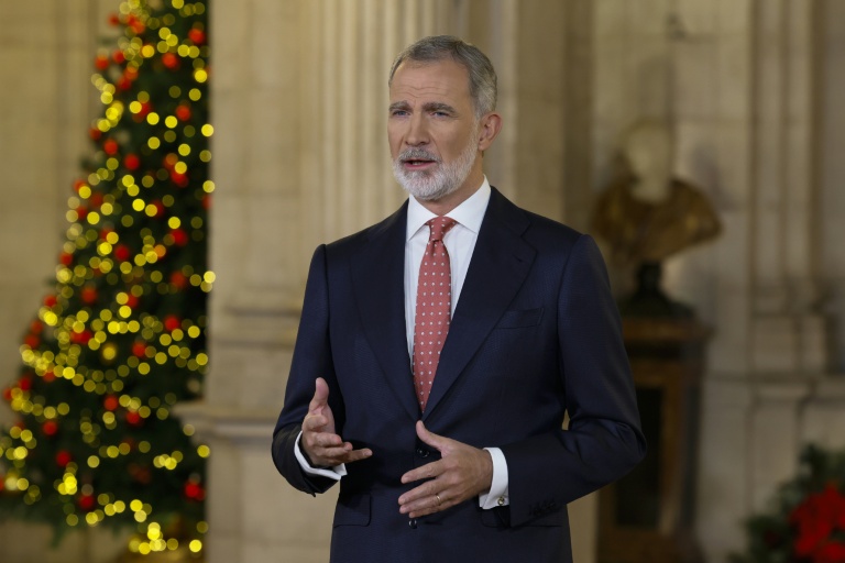 Felipe VI urges Spain to bridge political divide in Christmas message