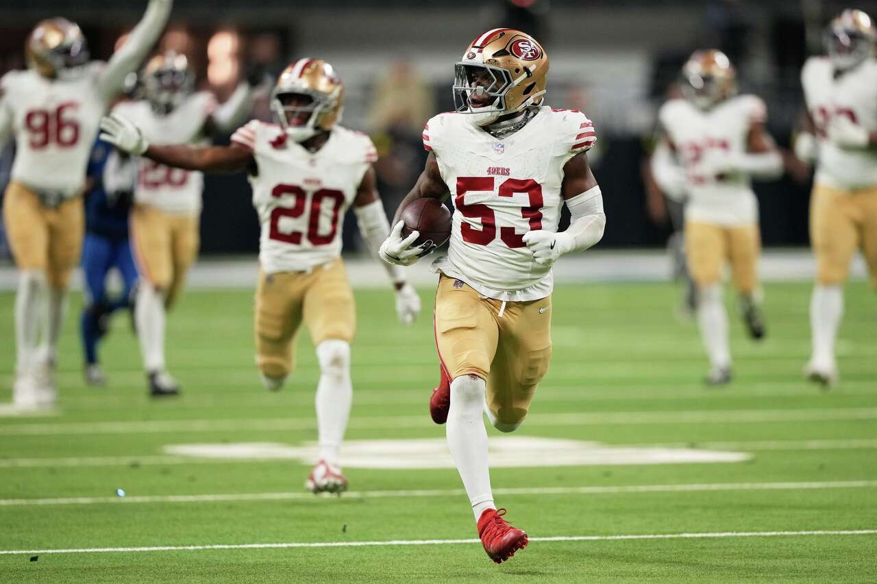 49ers game review: How Dee Winters turned '53 Orlando Right' into a ...
