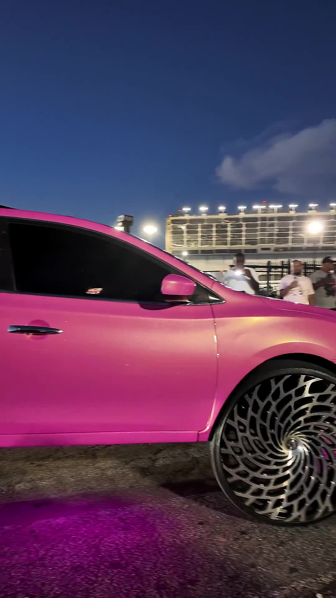 Nissan Sentra on 30's Riding