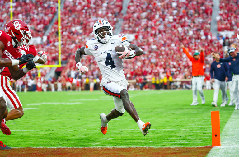 Kentucky football targets Auburn WR Malcolm Simmons in transfer portal