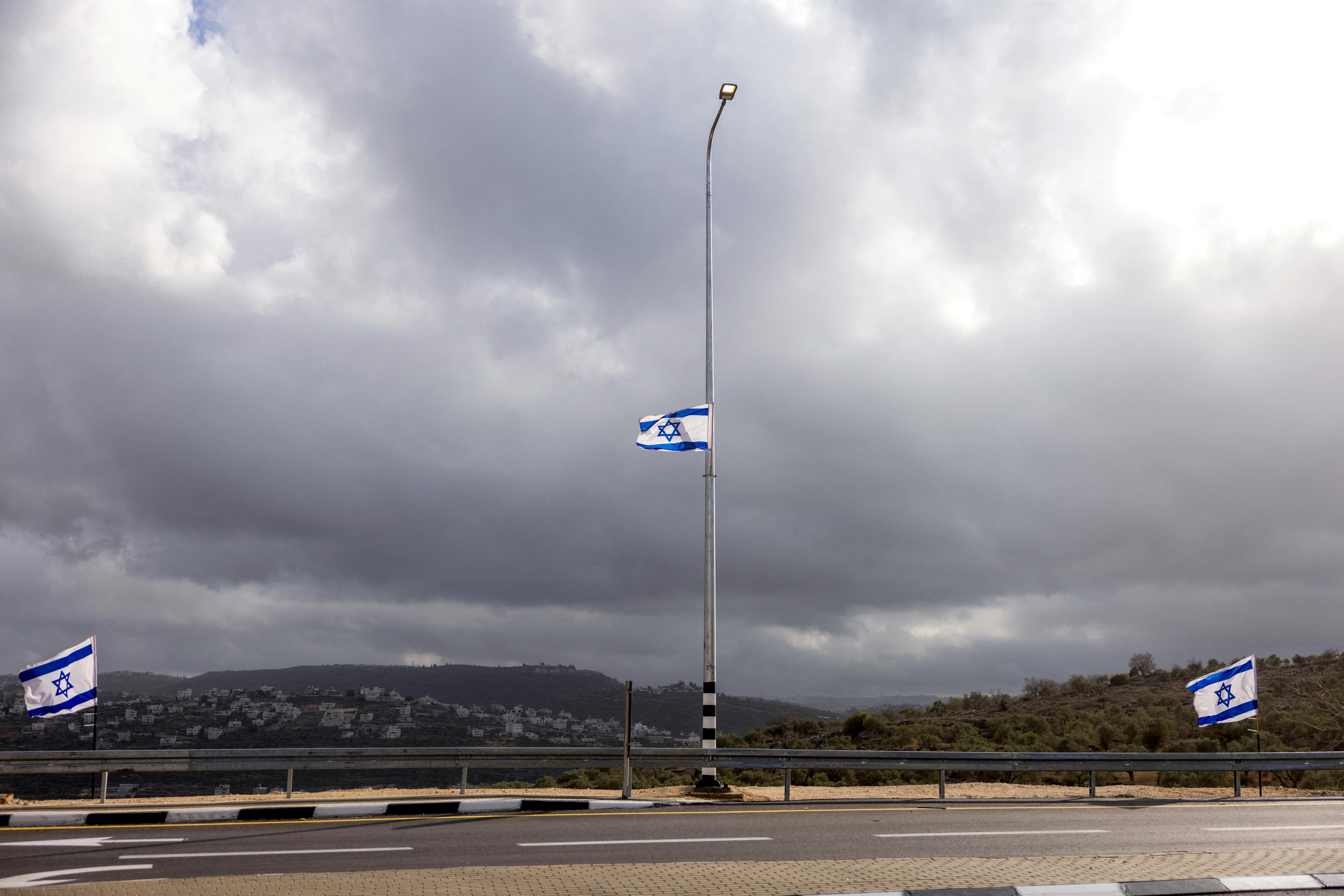 UK, Canada, Germany, others condemn Israel's West Bank settlement plan