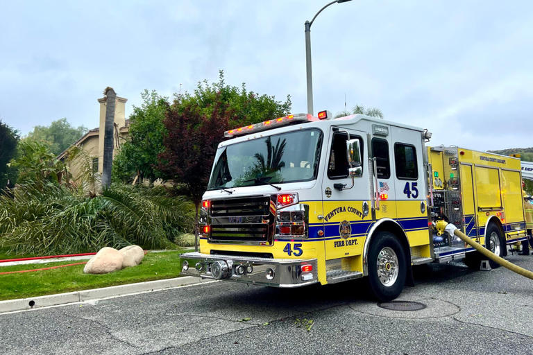 Small plane crashes into California backyard in fatal accident