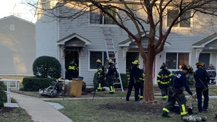 Christmas Eve apartment fire displaces resident in Harbour Place