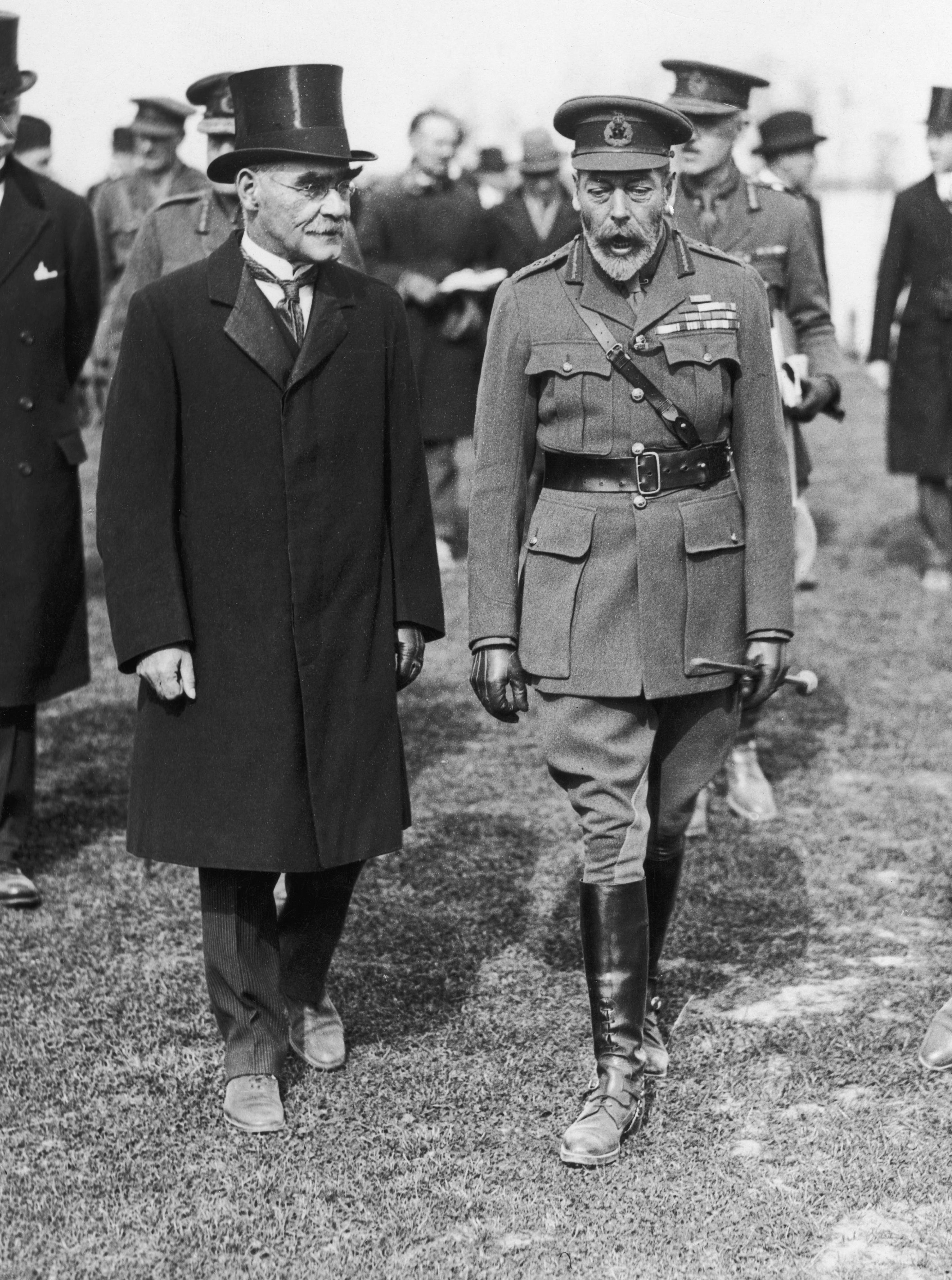 The truth behind the British royal family's first Christmas message